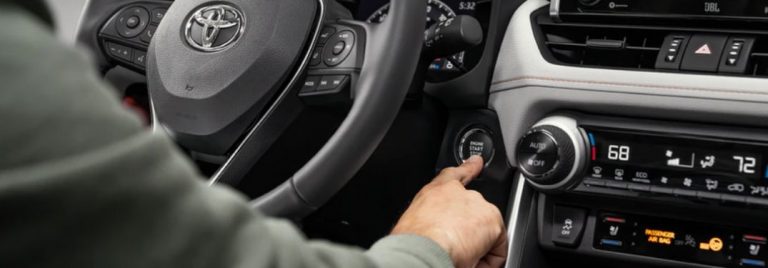 How To Lock, Unlock and Start Your Car with Toyota Smart Key ...